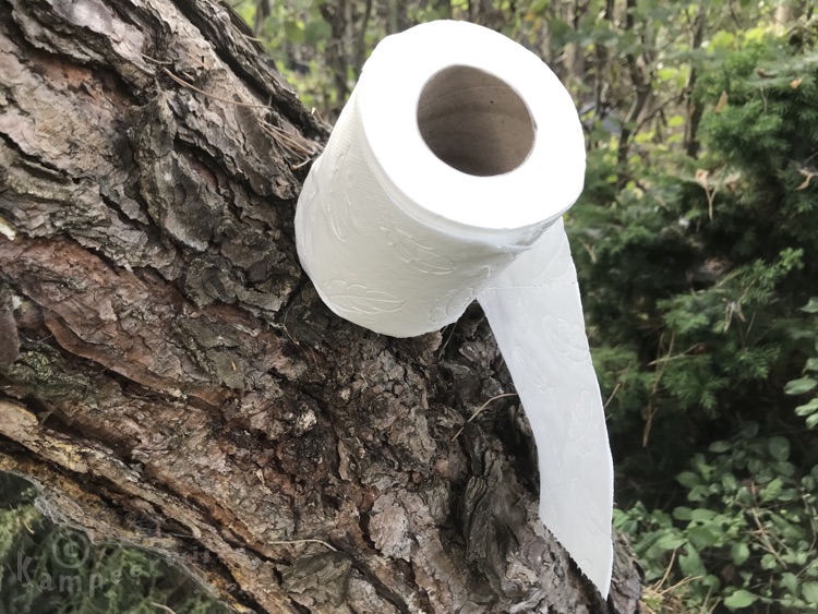 Hoe je moet poepen in de natuur | Kampeerwijzer